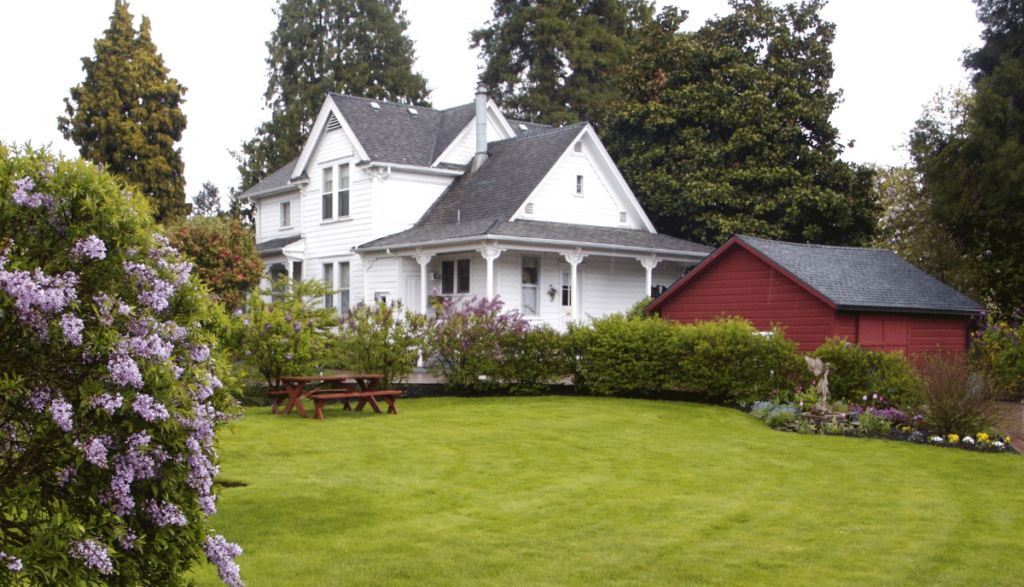 17 Farmhouse Landscaping Ideas - The Backyard Pros